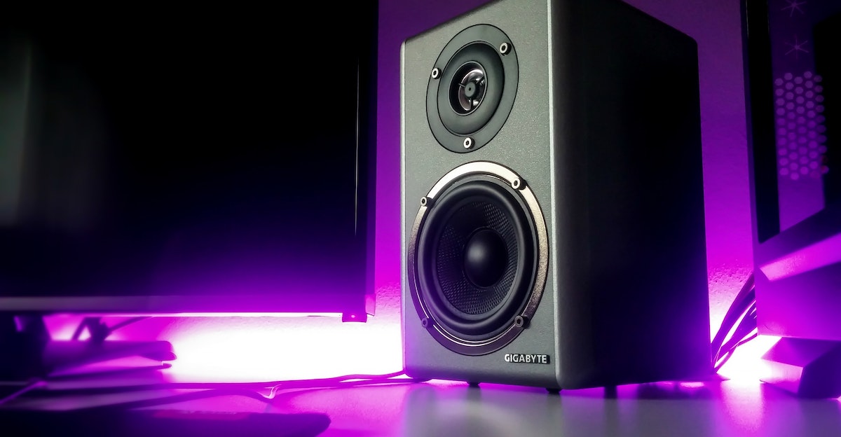 The Best Bookshelf Speakers Review - The Best Home Theaters